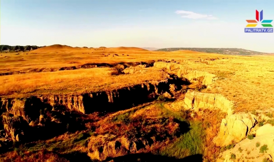 Have you seen a volcano in Georgia? - Explore the Vashlovani Natural ...