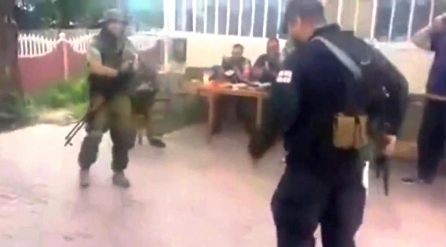 Georgian and Chechen soldiers dance together – Friendship of warriors ...