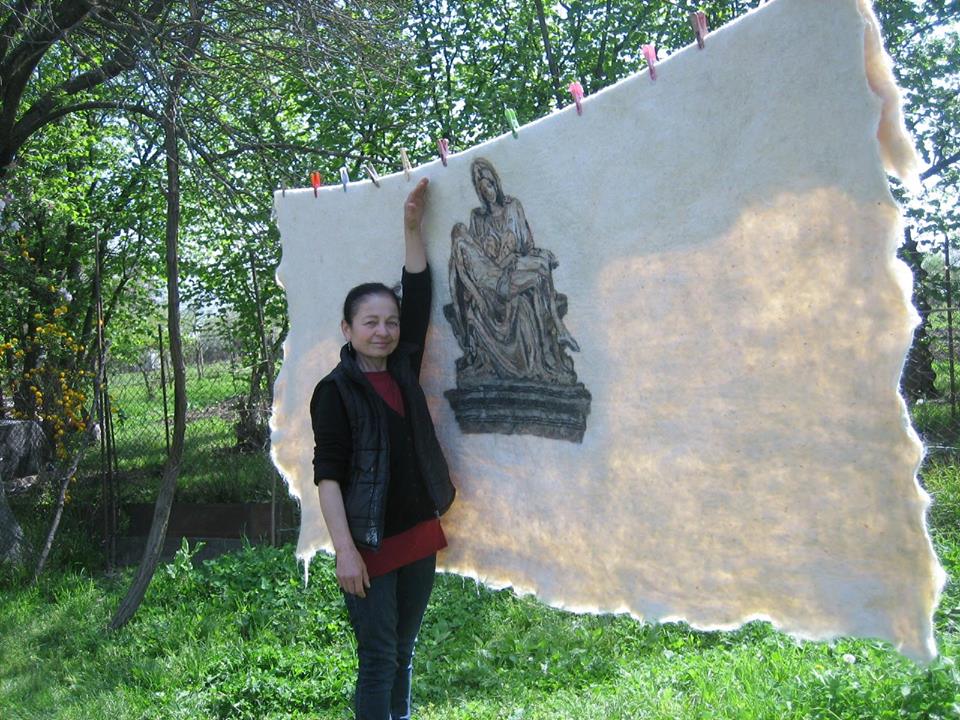 Michelangelo’s Pietà on a Georgian cloak – The pinnacle of felting ...