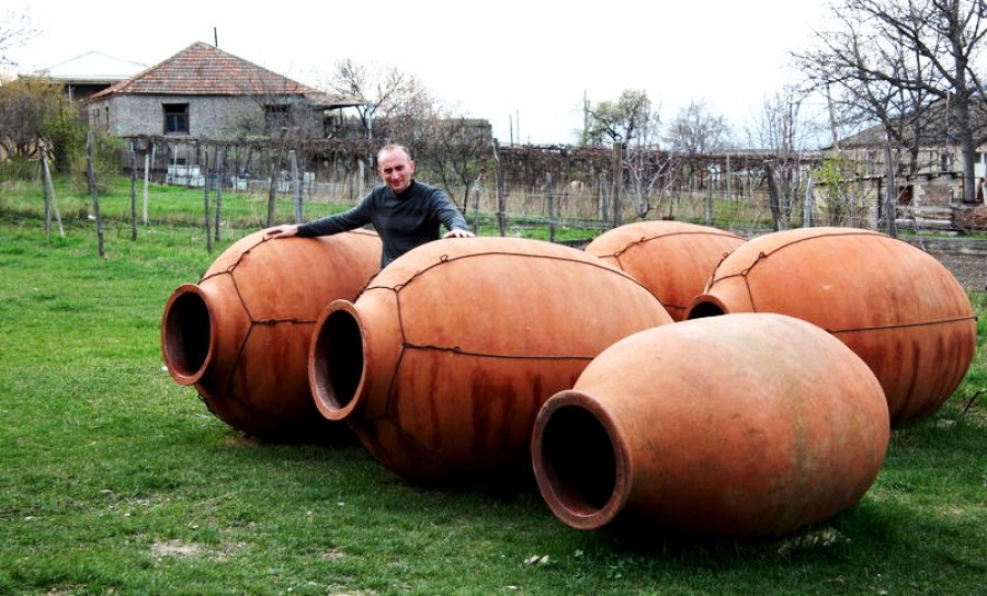Georgia's Giant Clay Pots Hold An 8,000-Year-Old Secret To Great Wine ...