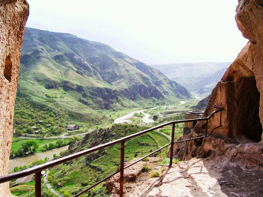 Vardzia - Georgia's unique cave city - GeorgianJournal