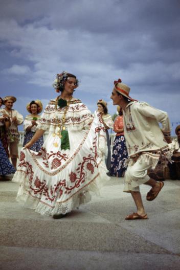 Georgian dresses among traditional clothes across the world - National ...