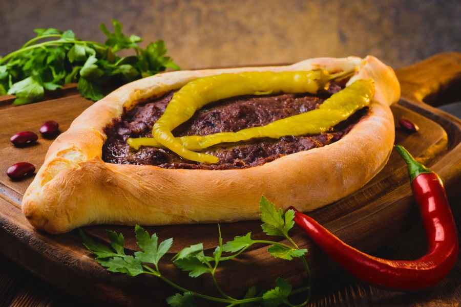 Adjarian style lobiani – Must try Georgian bean dish - GeorgianJournal