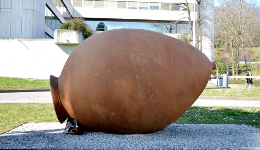 Georgian kvevri placed in the courtyard of the UN Office in Geneva to ...