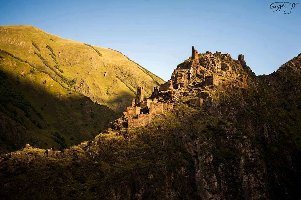 Medieval and once abandoned Mutso village in Khevsureti being ...