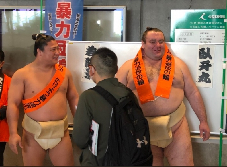 Georgian Sumo wrestlers Tochinoshin and Gagamaru preparing for the next Basho - GeorgianJournal